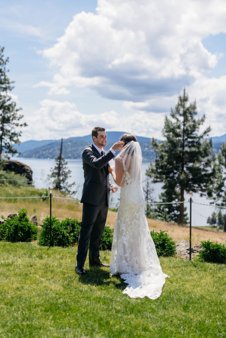Elk Point Wedding - Coeur d'Alene, ID - clarajayphoto.com